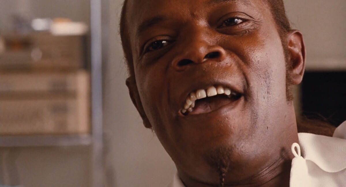 Samuel L. Jackson as Ordell Robbie in the film “Jackie Brown.” - Maze ...